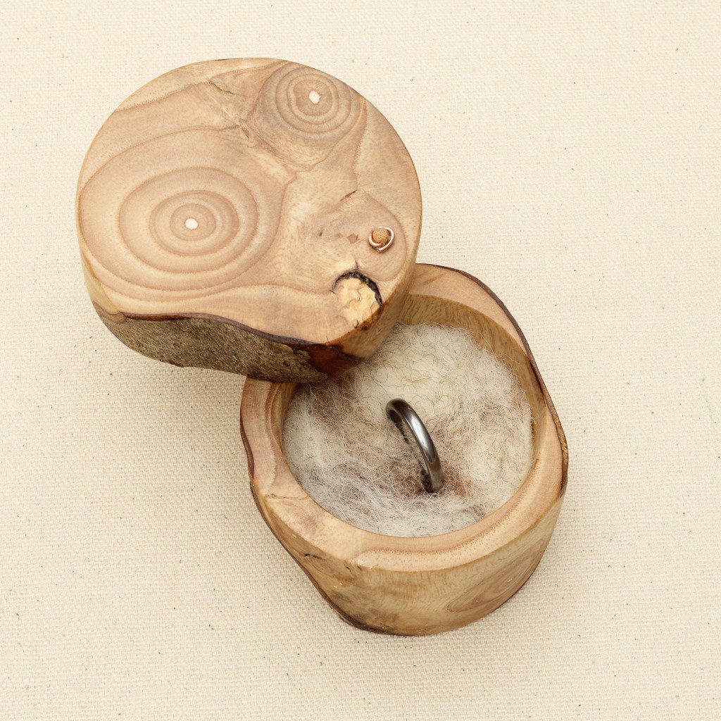 a sustainable autumn proposal • eco engagement ideas • Love Heartwood